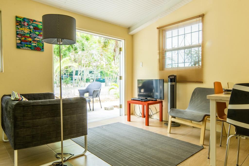 ADVANTAGE APARTMENTS CURACAO